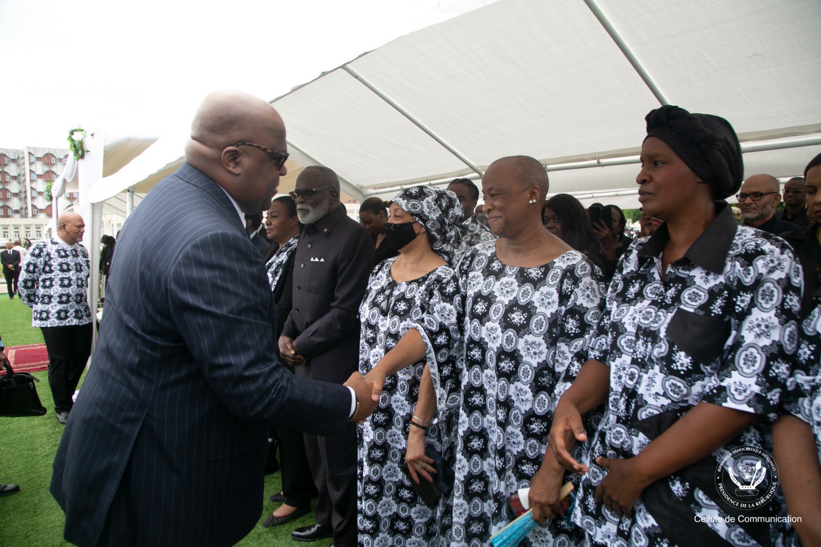 Félix Tshisekedi a décoré à titre posthume Albert Ndele Mbamu dans l ...